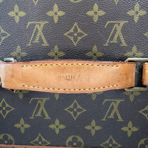 Louis Vuitton | Bags | Louis Vuitton Monogram Trunk Boite Pharmacie ...